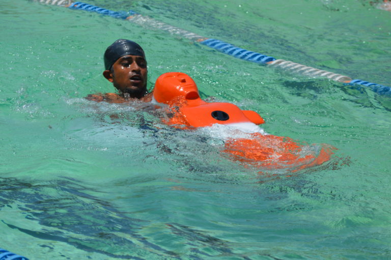 Pool Lifesaver - Rashtriya Life Saving Society